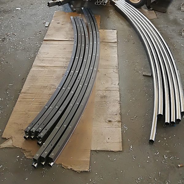2.3 Meters Stainless Steel Curved Track | virtuecrane